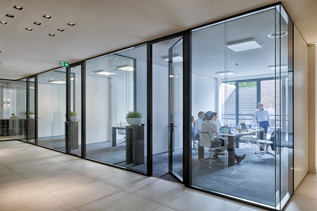 Glass office - Modern and transparent - Maars Living Walls