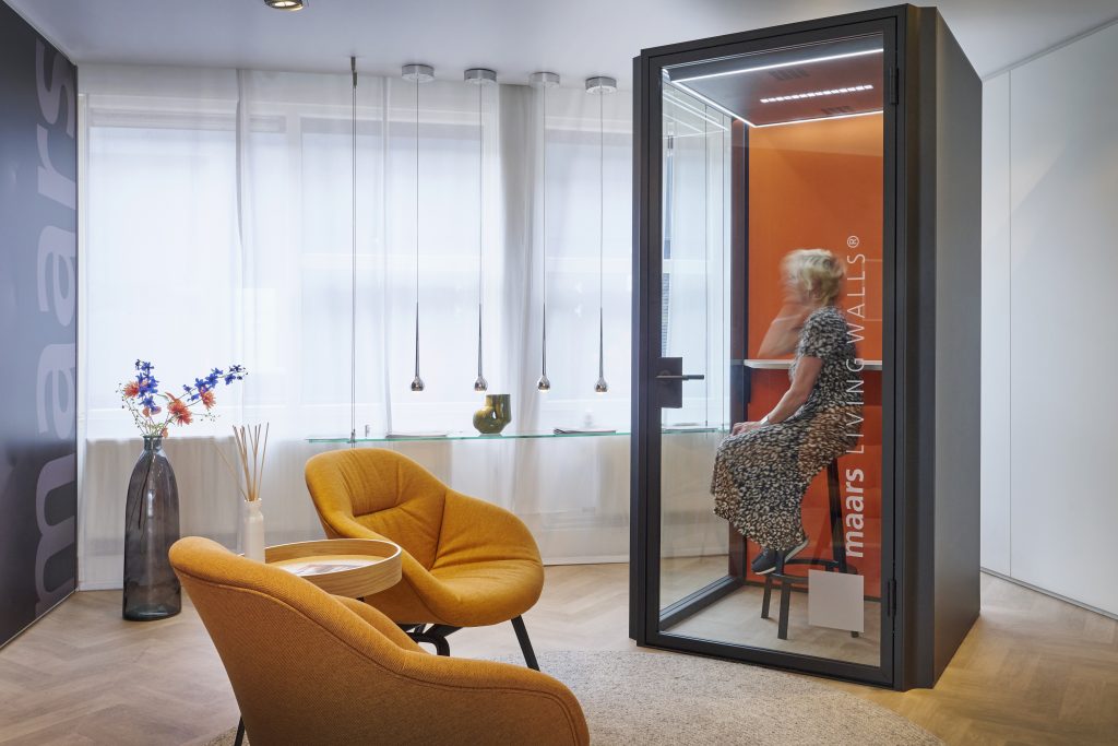Office pods for any office space - Maars Living Walls