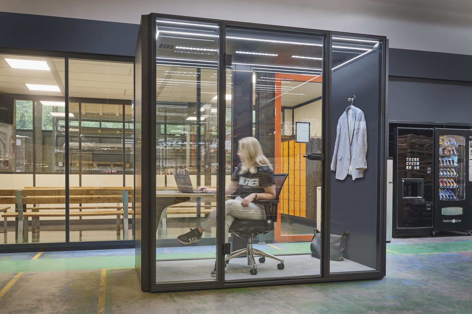 Office pods for any office space - Maars Living Walls