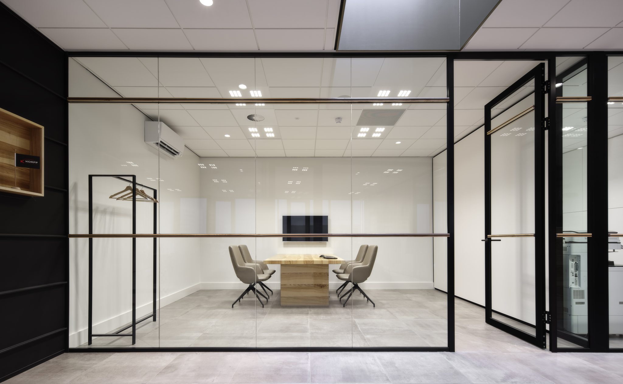 Partition walls that live - Maars Living